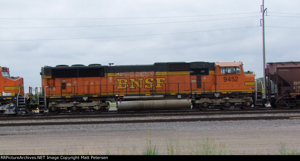 BNSF 9452